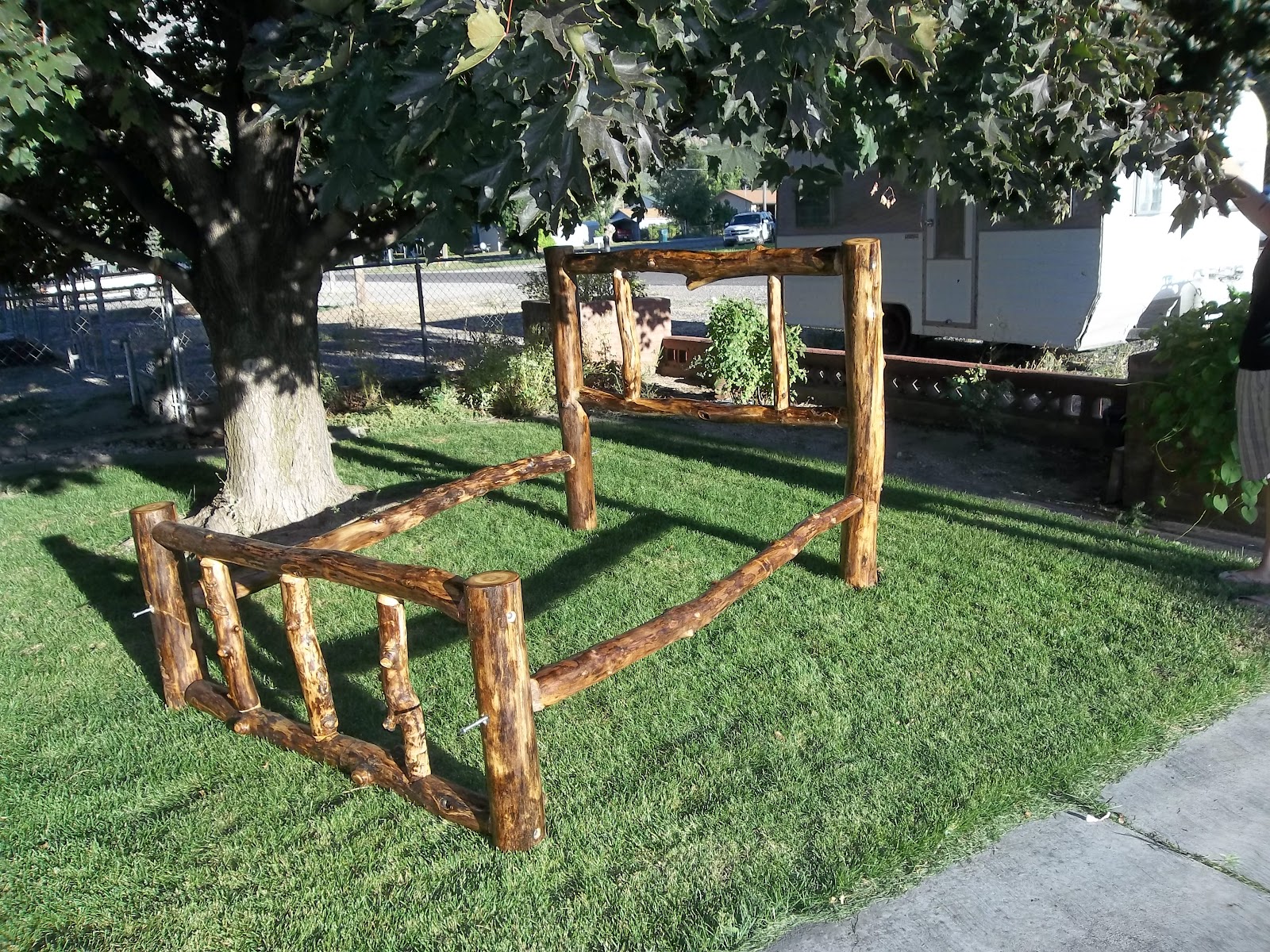 .: Log beds start from $200-$700