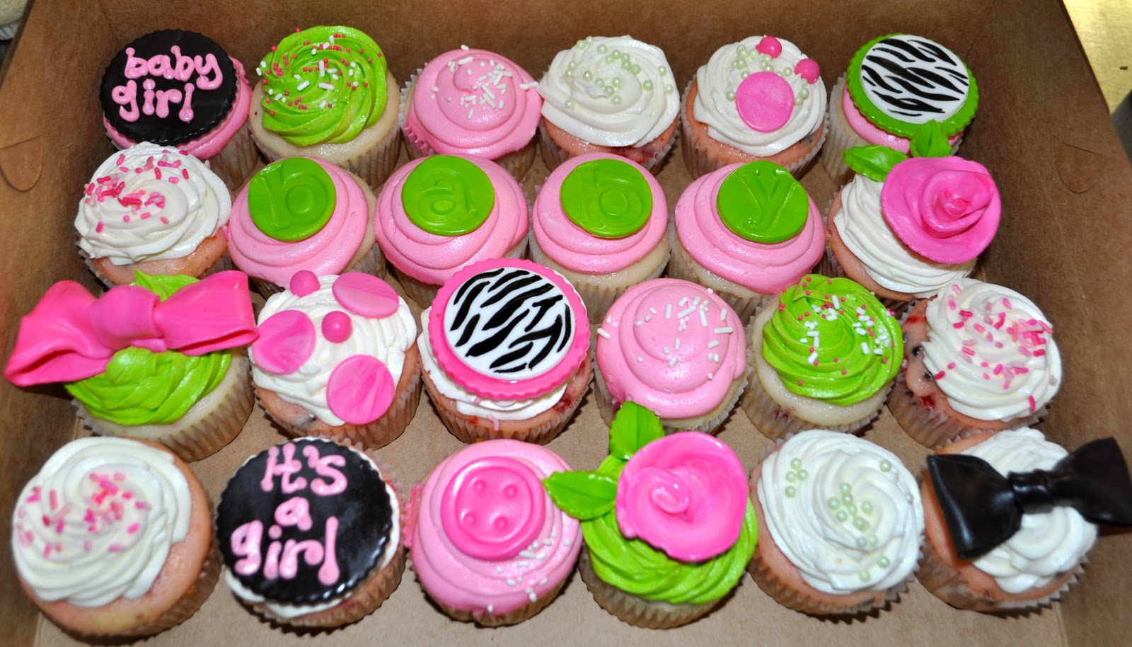 Leah's Sweet Treats: Funky Baby Shower Cupcakes