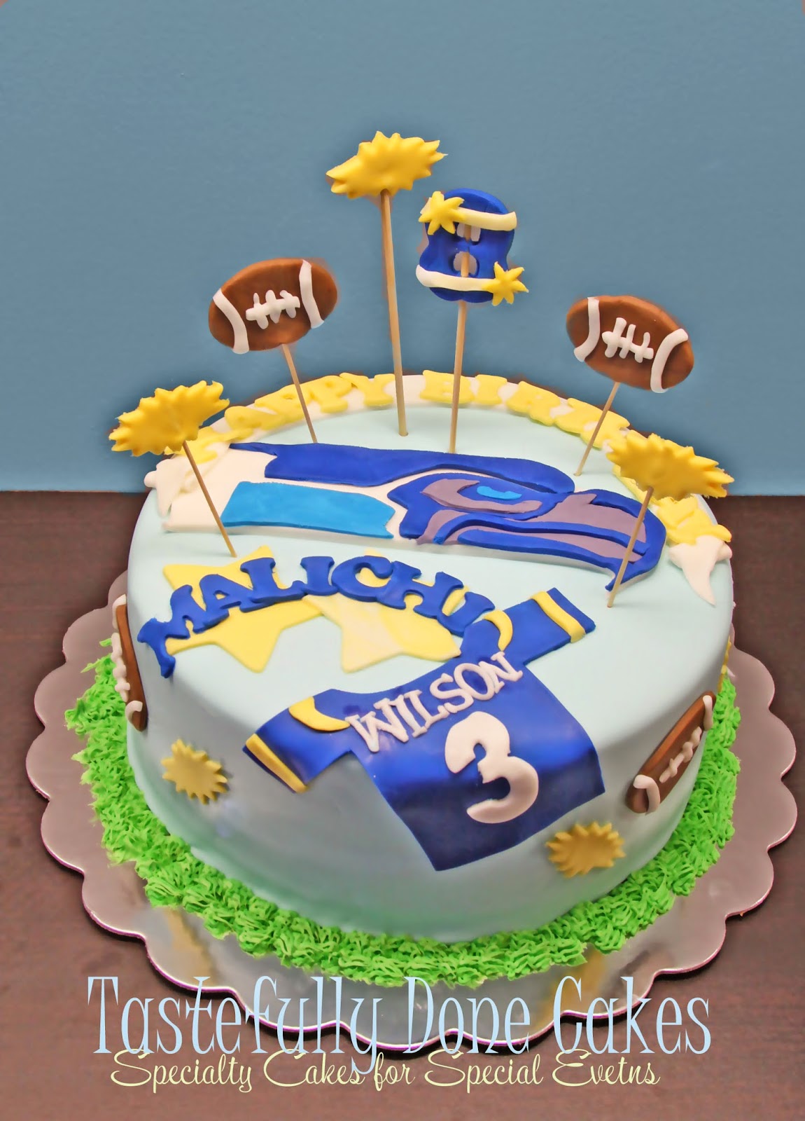 Tastefully Done: Sea Hawks Cake