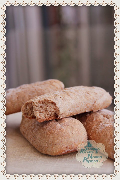 Le semplici ricette di Nonna Papera: PANE INTEGRALE