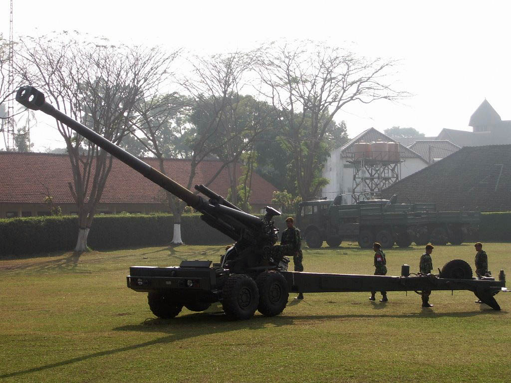 ALUTSISTA : ALAT UTAMA SISTEM SENJATA: Warga Tolak Rencana Uji Coba ...