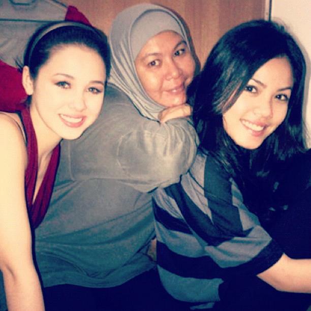 [ARTIS] Biodata dan Koleksi Gambar Emma Maembong yang Cun ~ ape cerita!