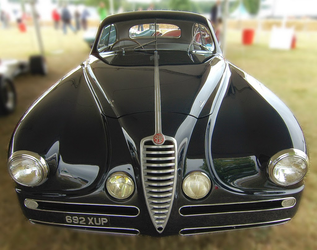 Rusadas: Alfabetos por palabras