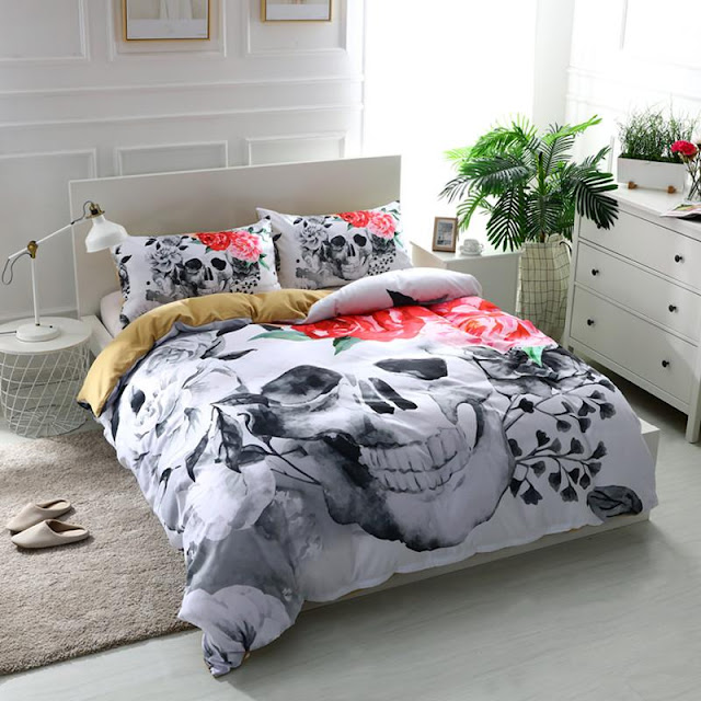 It’s a dramatic bedtime story and skull bedding sets