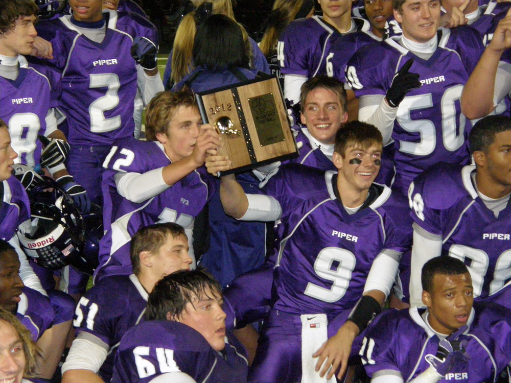 Kansas City Kansan: Community pep-rally for Piper football team tonight