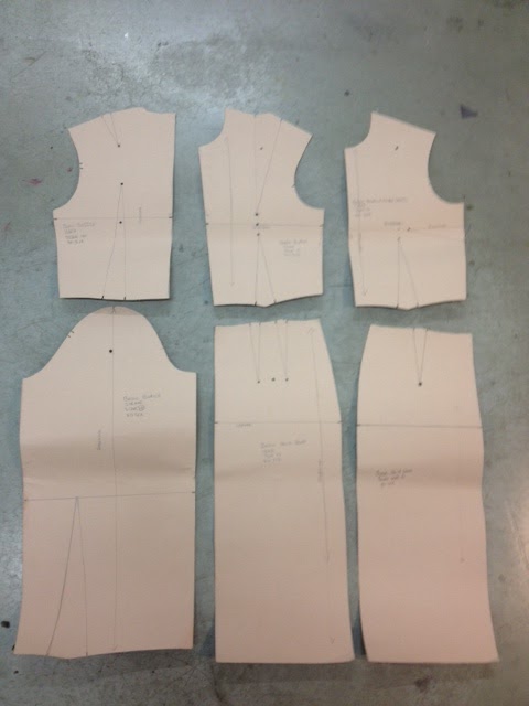 Sarah Caplin Creative Fashion: Experimenting with pattern cutting...