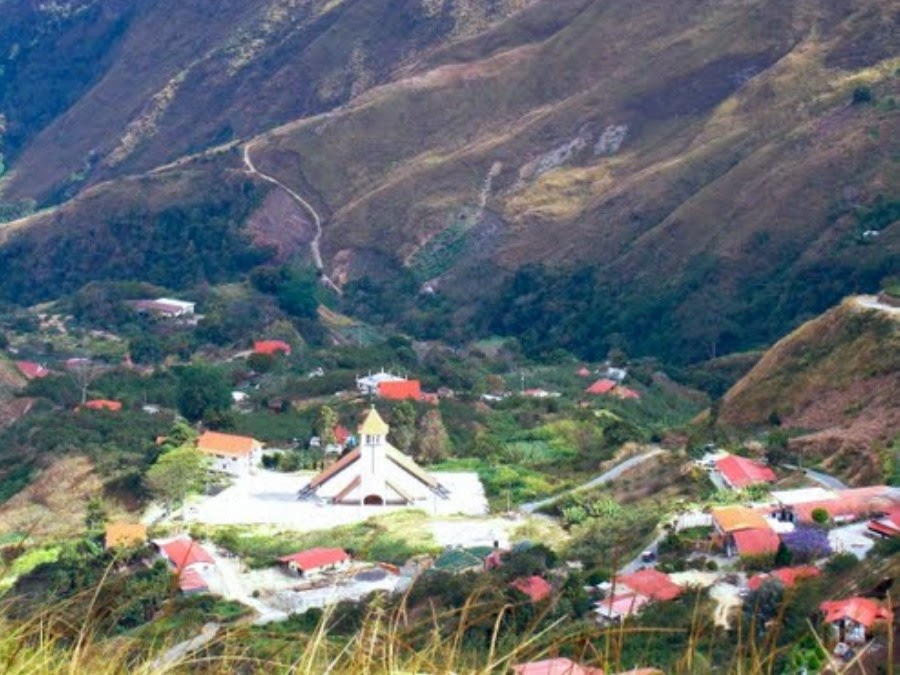 ViajesyTurismoGüigüeVenezuela: El Jarillo - Edo. Miranda / Venezuela ...