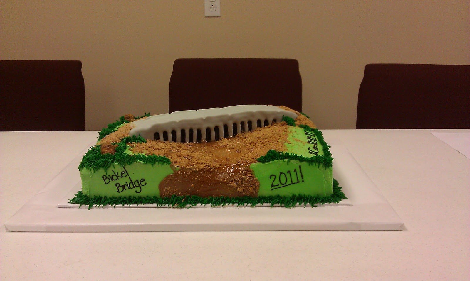 CakeJoy: Bridge Cake