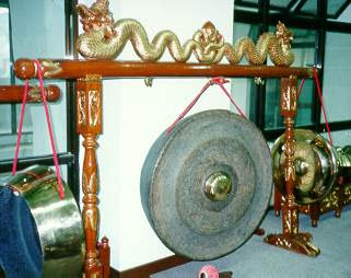 Gong, Kempul dan Suwukan/Siyem ~ Pusat Kerajinan Gamelan Jawa