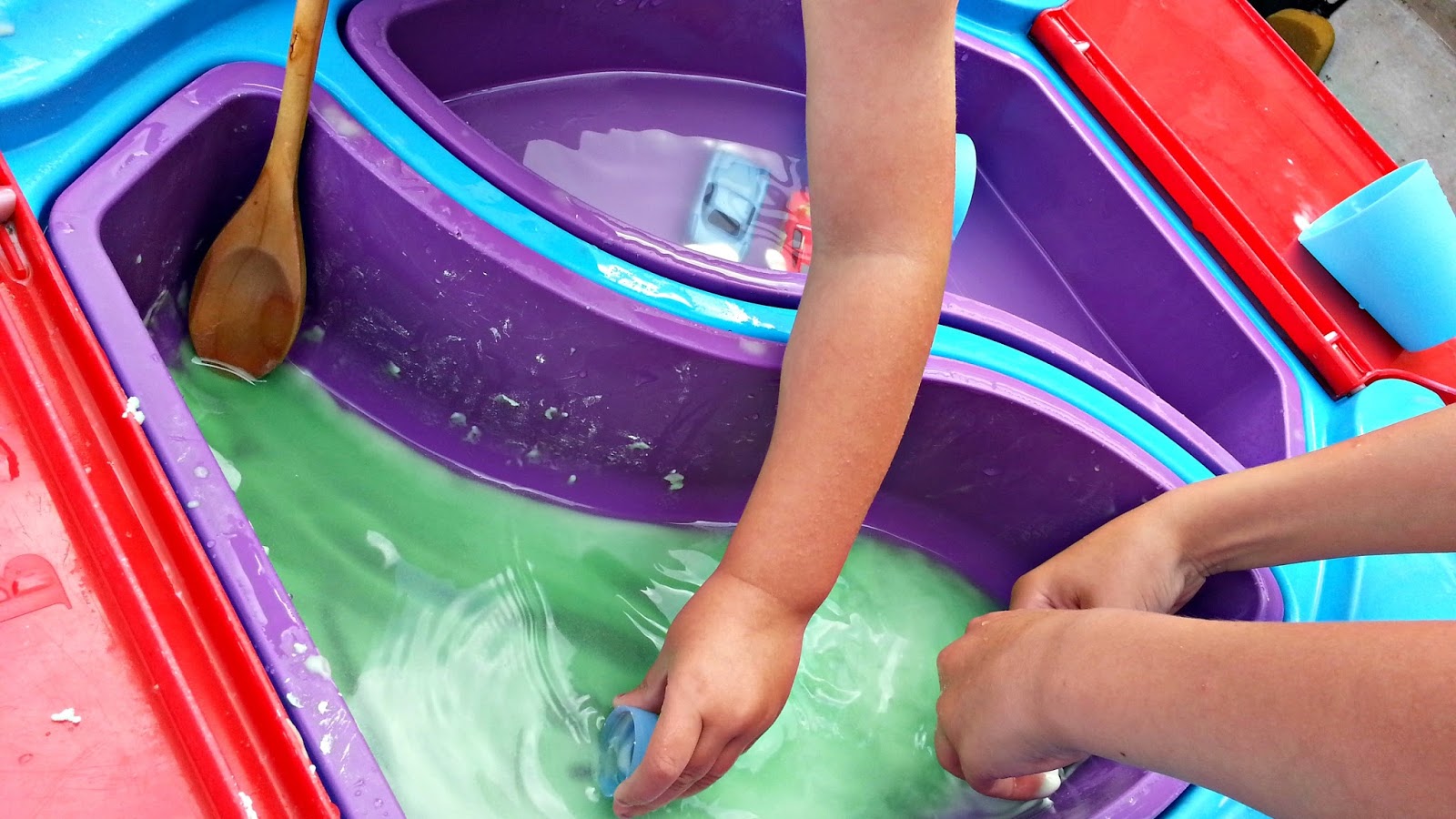 My sugar coated life...: Frugal family summer: Make your own play 'dirt'!