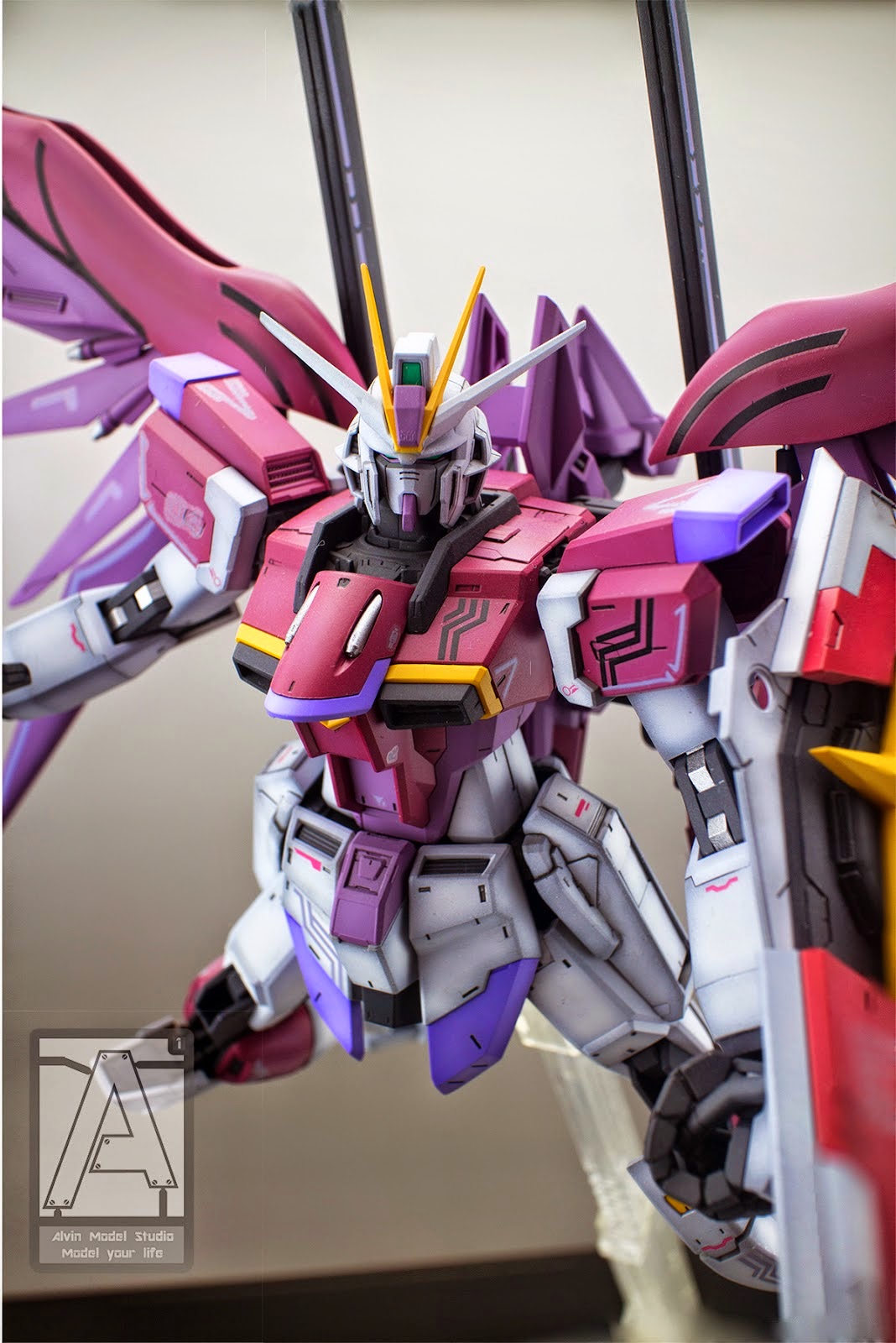 Painted Build: MG 1/100 Destiny Impulse Gundam (R)