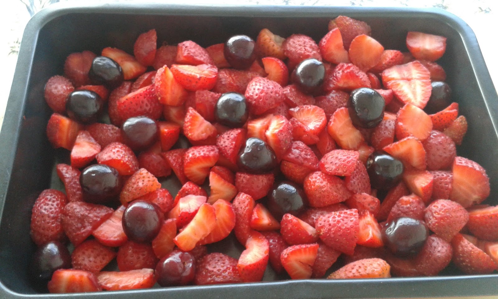 La cuisine de Mamylène: CRUMBLE AUX FRUITS DE L' ETE