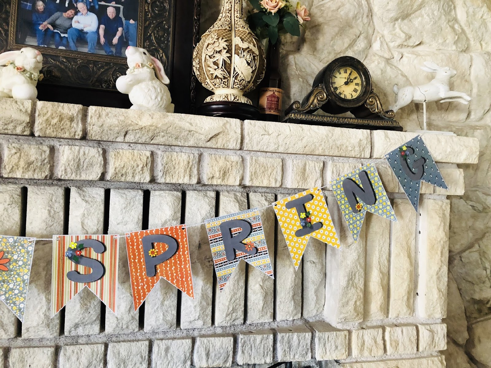 HollysHome Family Life: Hello Spring - Free Printable Banner From ...