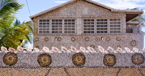 Extreme Houses Covered in Shells