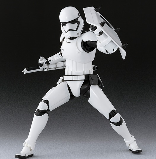 Toys n' News: Stormtrooper Riot Control SH Figuarts
