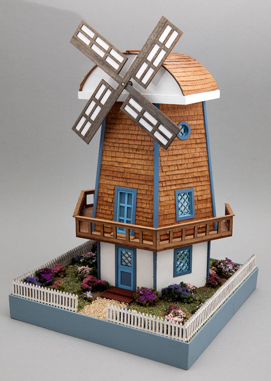 Good Sam Showcase of Miniatures: At the Show - Quarter-Scale