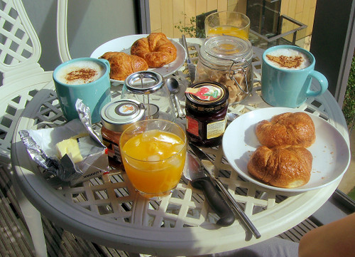 Petit Dejeuner Menu