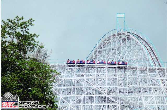 InSanity lurks Inside: Six Flags New England to Close Cyclone July 20th