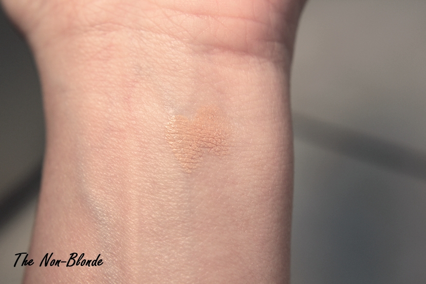 Eve Pearl Dual Salmon Concealer (Light/Medium) | The Non-Blonde