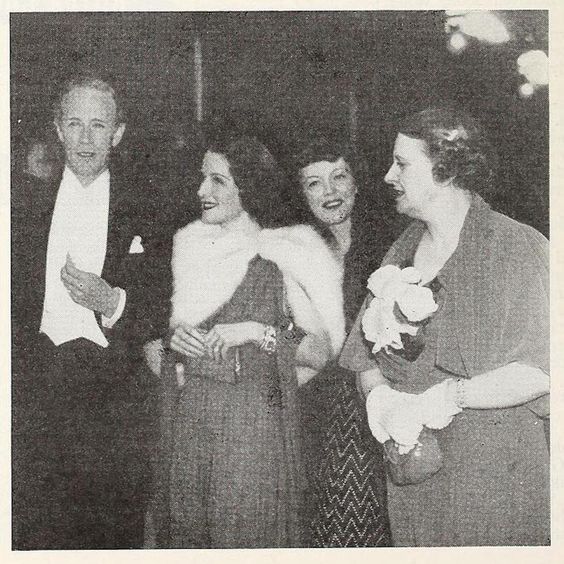 Leslie Howard: With Friends and Associates - Photos