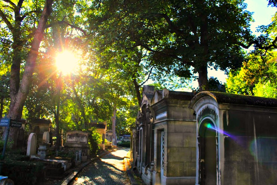 Haunted Paris - Polkadot in Paris