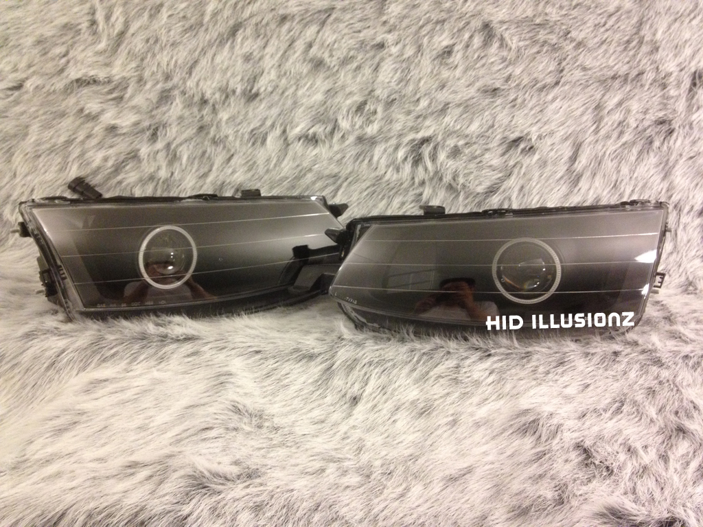 HID ILLUSIONZ: Toyota Solara Morimoto Mini H1 Iris LED Green Angel Eyes ...