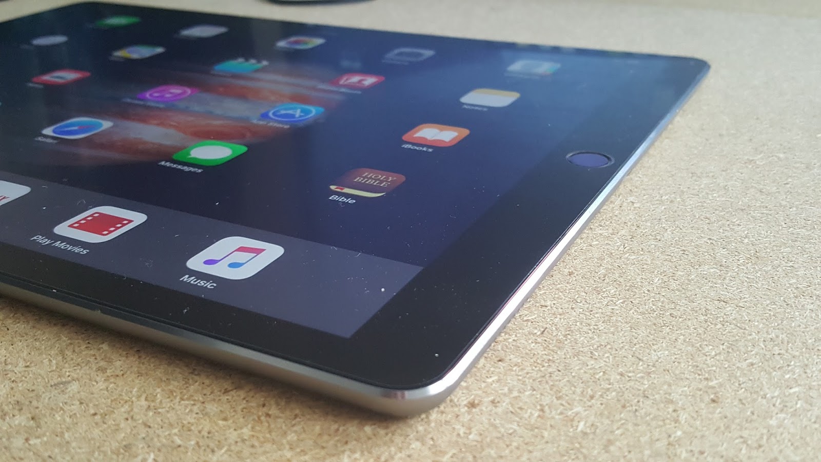 Tech News Reviews With J Williams Why I Returned My IPad Pro tech-news-reviews-with-j-williams-why-i-returned-my-ipad-pro