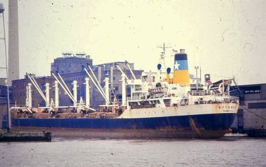 KOSMOS SEA: MIA ΦΟΡΑ ΚΙΑ ΕΝΑ ΚΑΙΡΟ