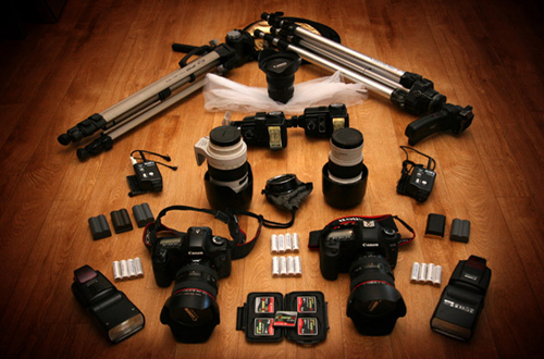 PHOTOGRAPHY101: Wedding Photography Equipment Tips