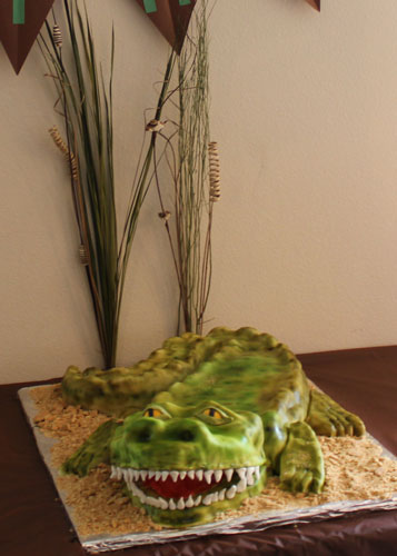 Cake It From Me: Gator Cake for a Swamp People party