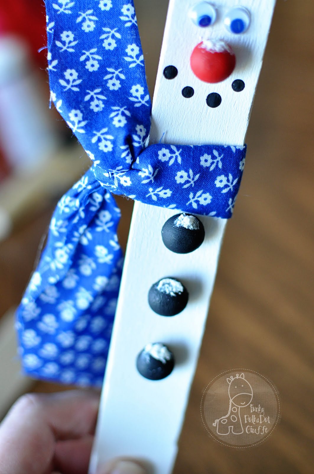 Funky Polkadot Giraffe: January Fun: Paint Stick Snowman