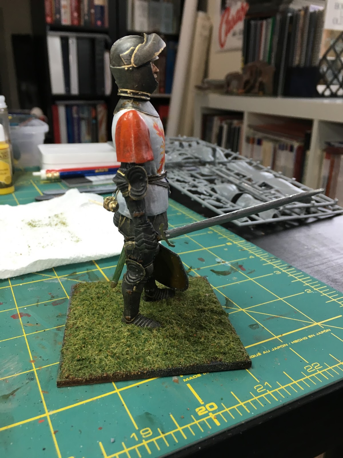 Operation: Wargaming!: 1/16 scale Knight