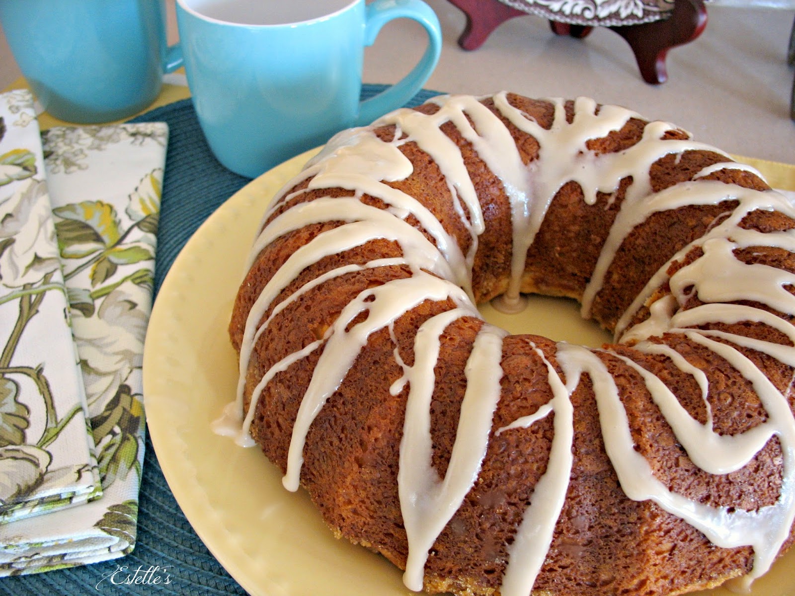 Estelle's: HONEY BUN COFFEE CAKE