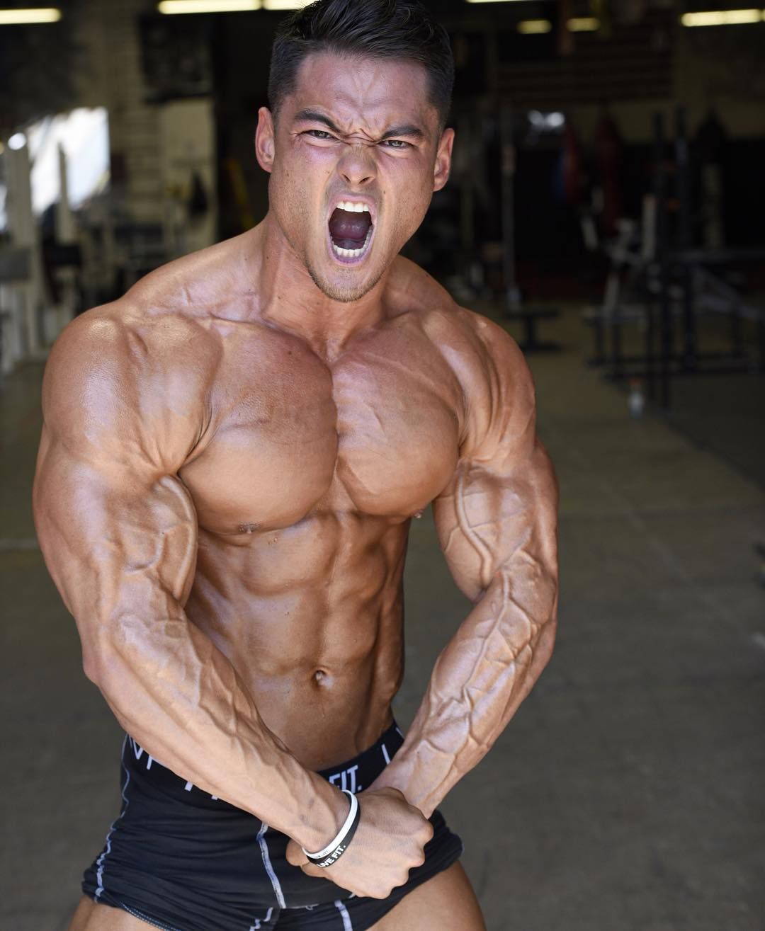 4 time Mr. Olympia Jeremy Buendia