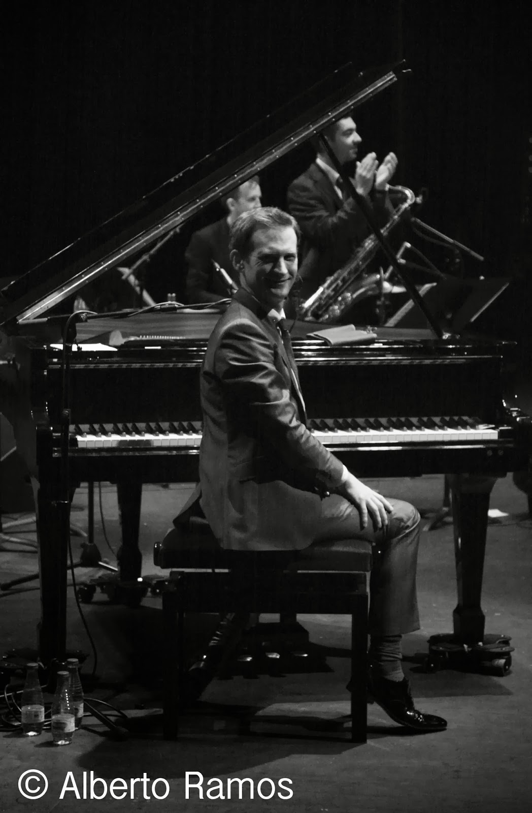 jazz ceuta: Anthony Strong