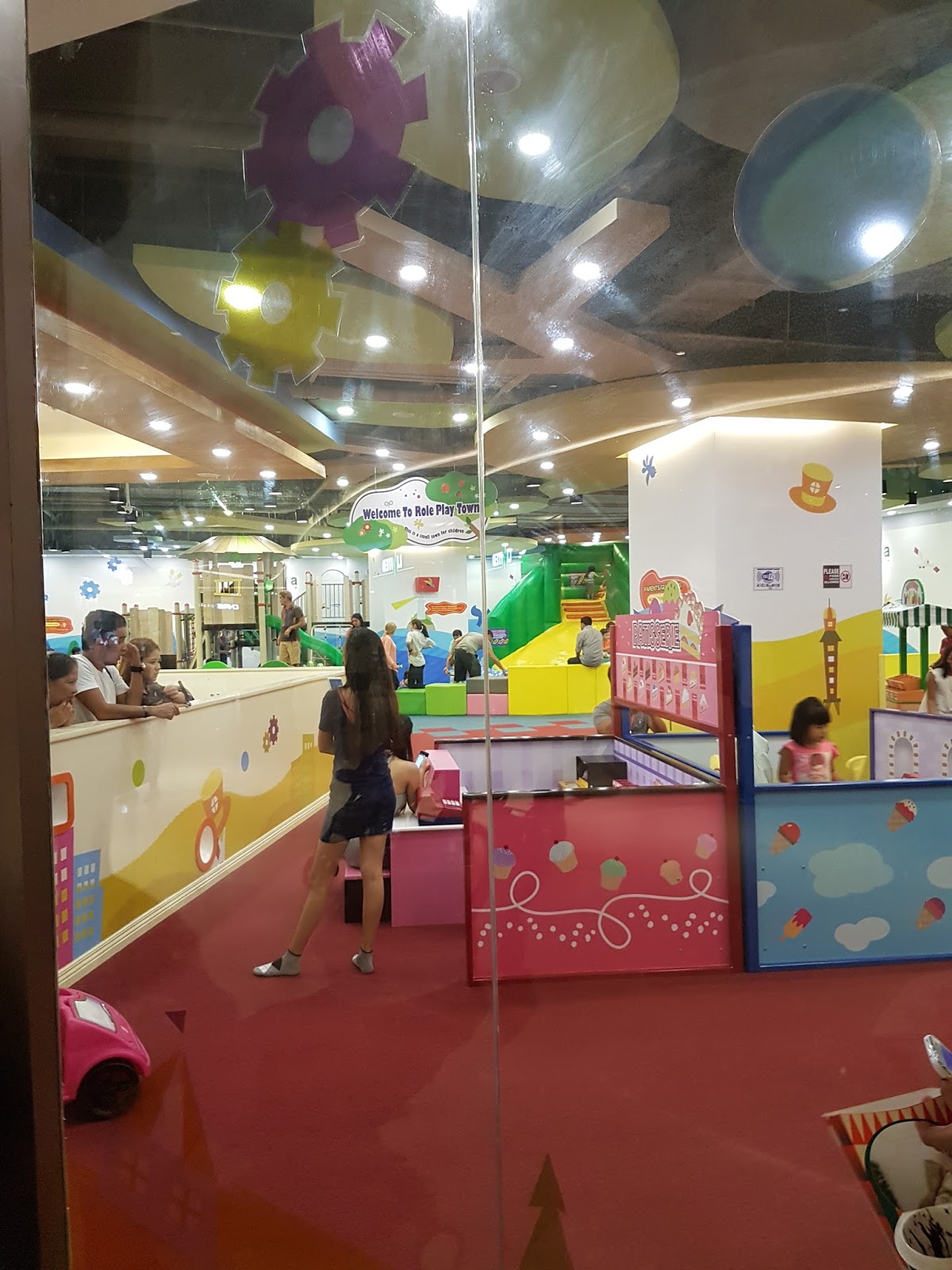 Manila Girl: Kidzooona in Manila Philippines