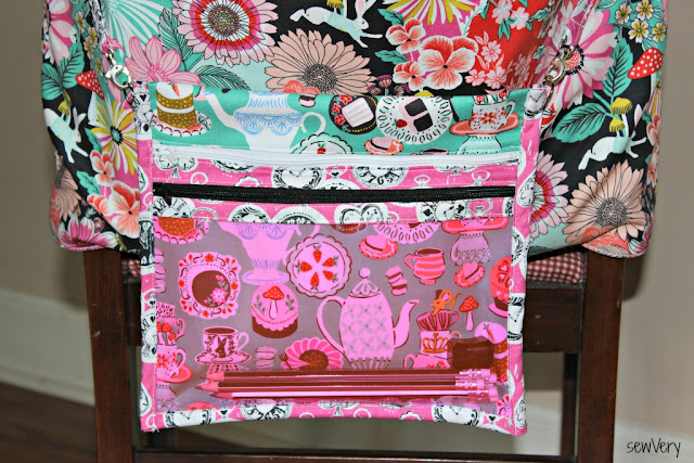 sewVery: Wonderland Blog Hop: Chair Pocket Tutorial