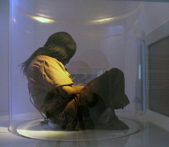 اجمد معلومات: فتاة عمرها 15 عام وجثتها مجمدة منذ 500 عام