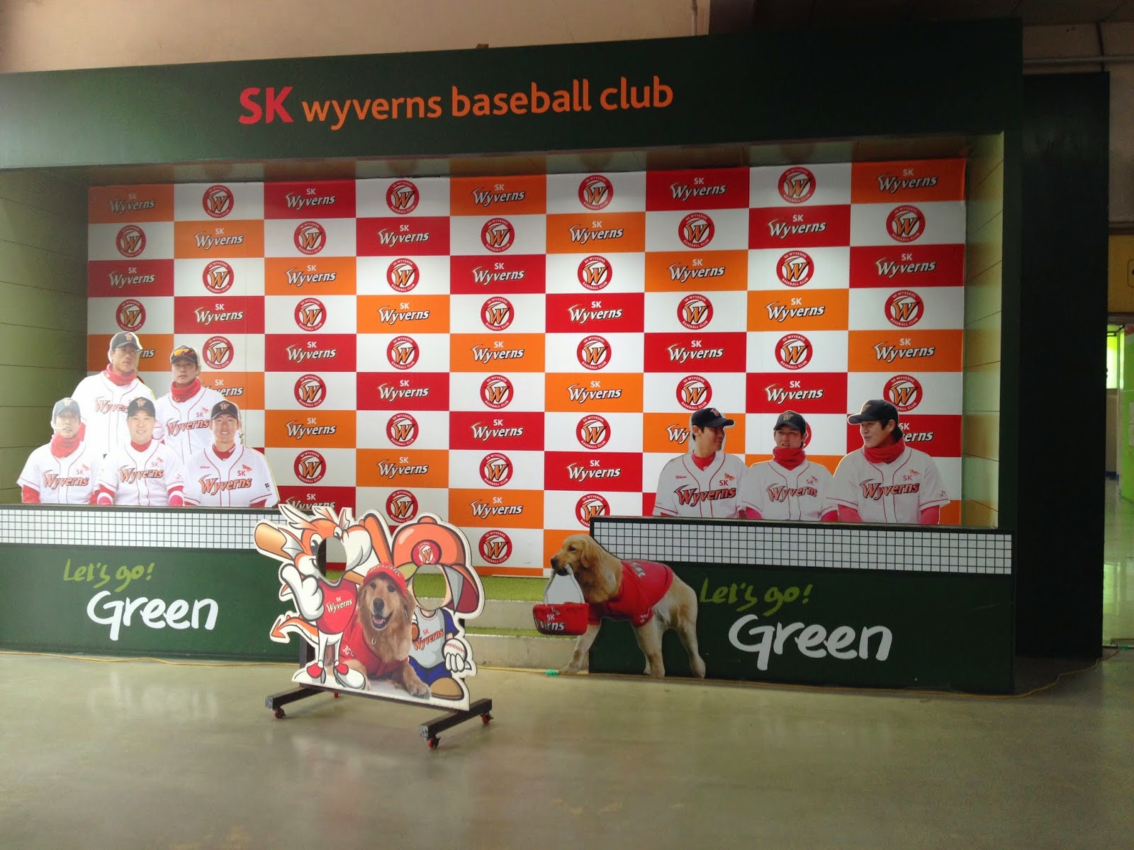Chaos and Kanji: A Perfect Day for Korean Baseball: SK Wyverns Game at ...