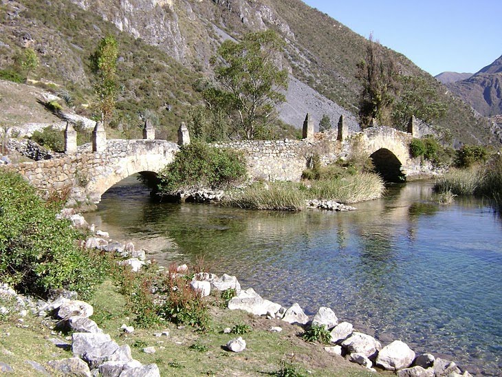 YAUYOS EN LA NOTICIA