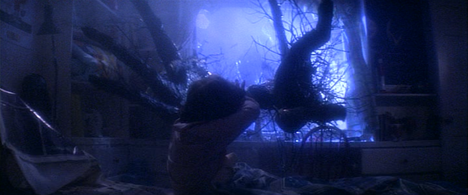Cinema Freaks: REVIEW: Poltergeist (1982)