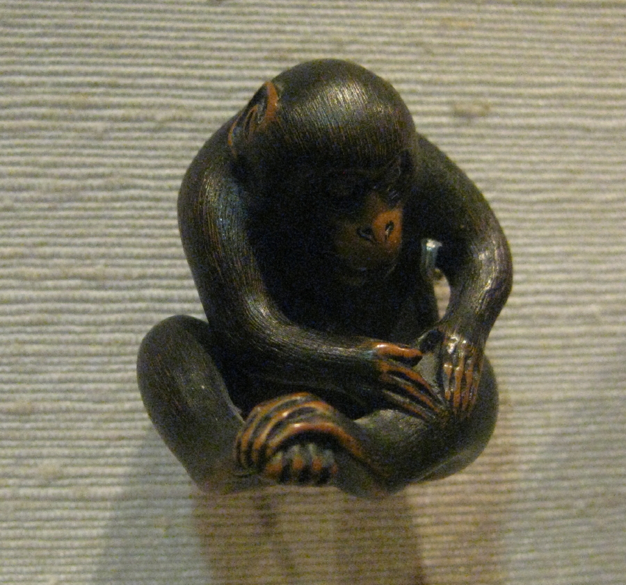 DoGoo - Contemporary Clay Idols: Netsuke, Jomon pot and Do gu