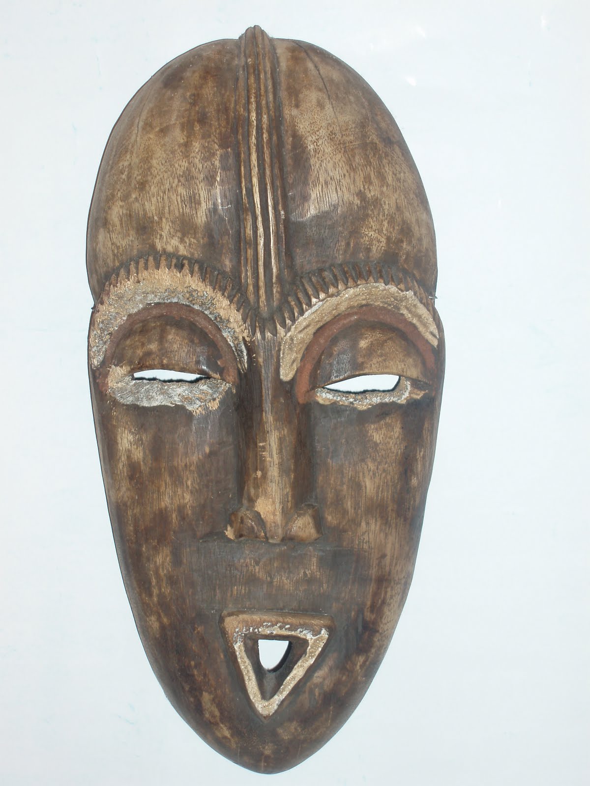 Masks of the World - Mascaras del Mundo: Africa