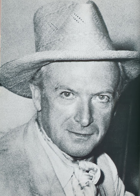 The Peak of Chic®: Beaton by Bailey