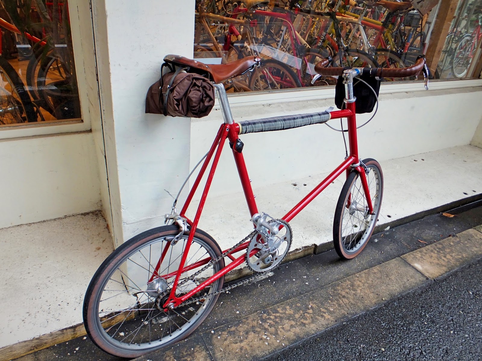 Kinki Cycle: Classy Mini-Velo