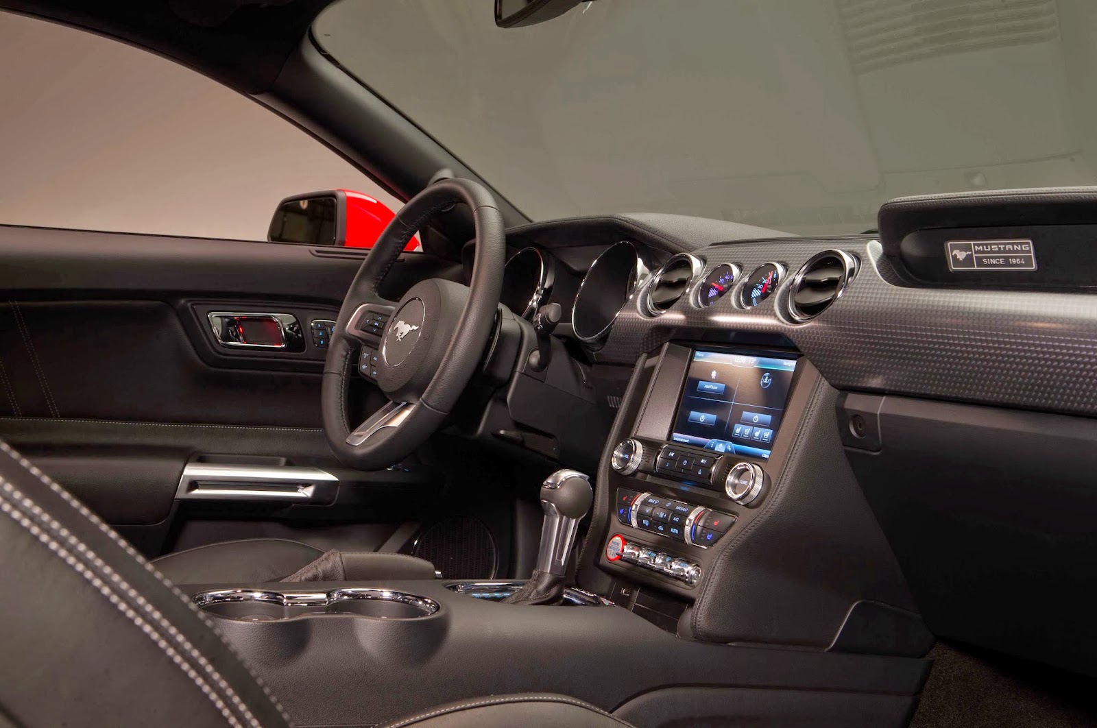 2015 ford mustang interior pictures