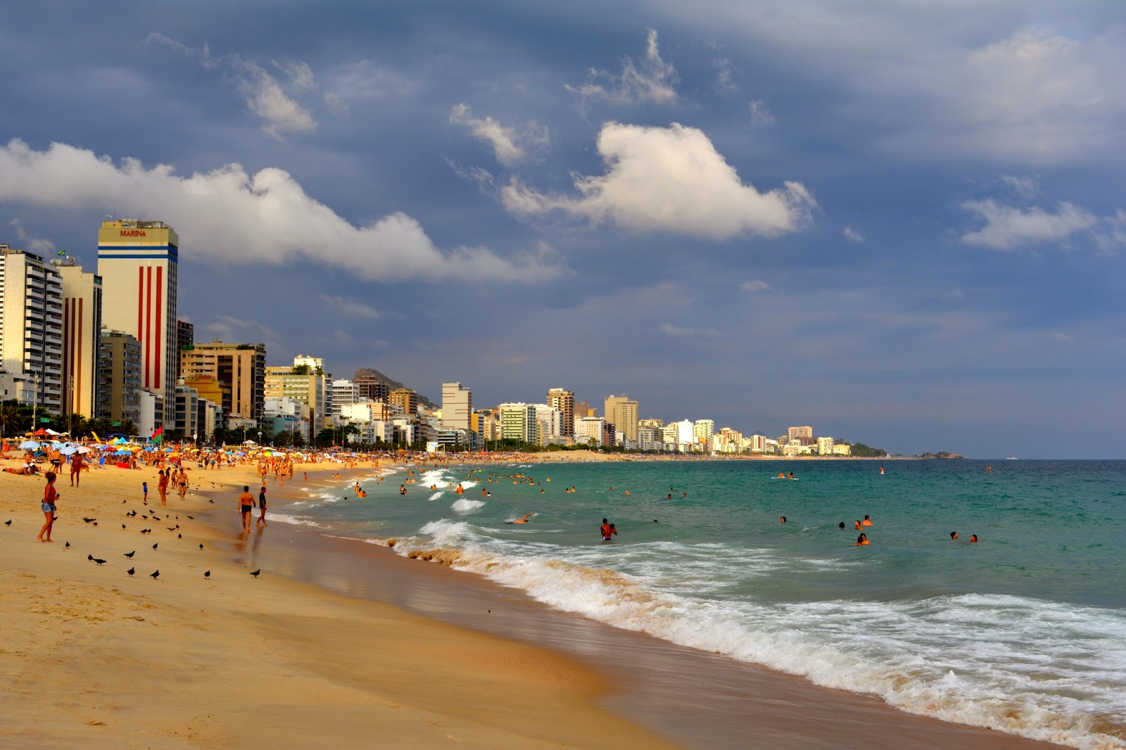 The Thrill on Berryhill ..........................: Rio: L