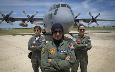 PENAPERTAHANAN: JURUTERBANG WANITA TUDM