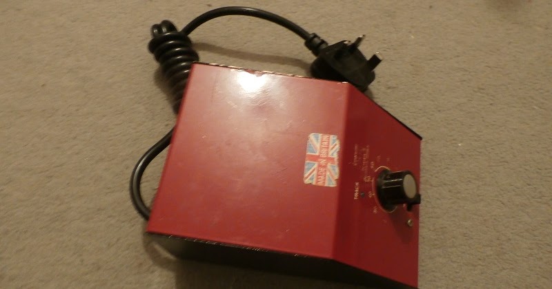 Chris Ford model railways: Gaugemaster controllers