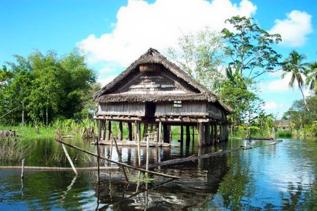 The level of Sepik River drops - Papua New Guinea Today